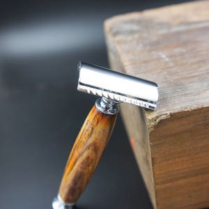 Safety Razor | Fits Double Edge Blades | Hand Turned Wood Handle | Wet ...