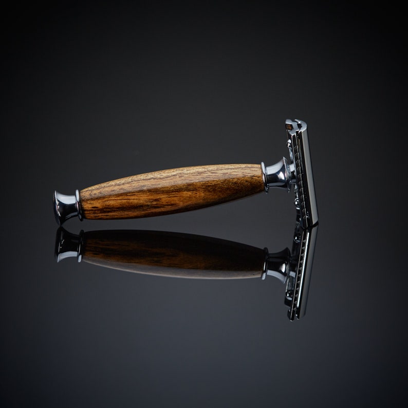 Safety Razor in Exotic Tiger Wood | Etsy