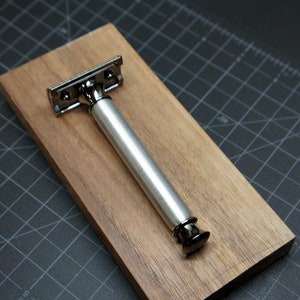 Double Edge Safety Razor Made From Brushed Aluminum - Etsy