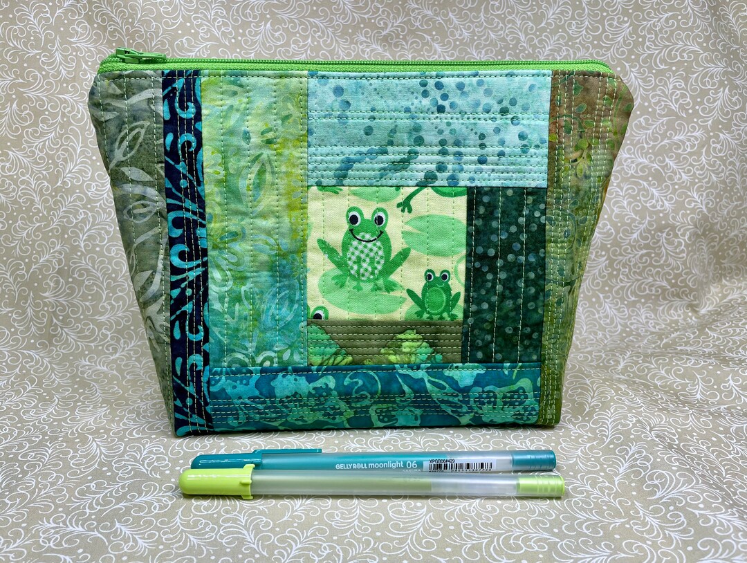 Happy Frogs Quilted Zipper Bag, Batik Frog Patchwork Zipper Bag - Etsy