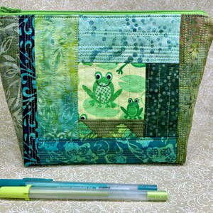 Happy Frogs Quilted Zipper Bag, Batik Frog Patchwork Zipper Bag - Etsy