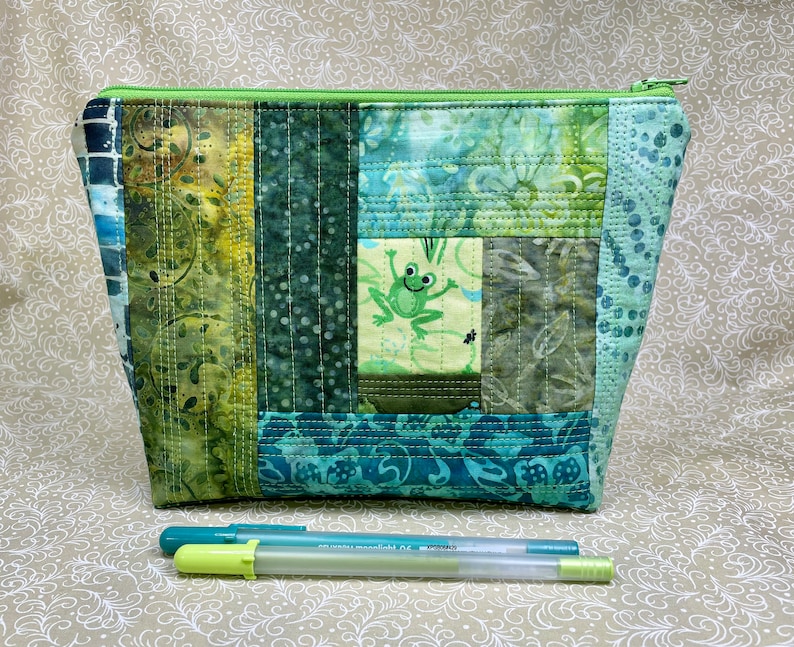Happy Frogs Quilted Zipper Bag, Batik Frog Patchwork Zipper Bag - Etsy