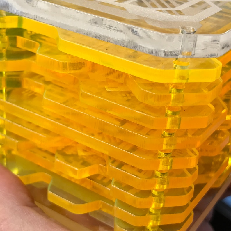 Holographic Memory Cube + Base - Etsy