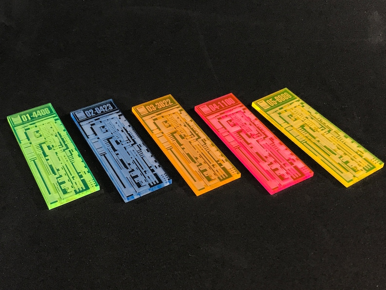 Isolinear Chip Display Base - Etsy