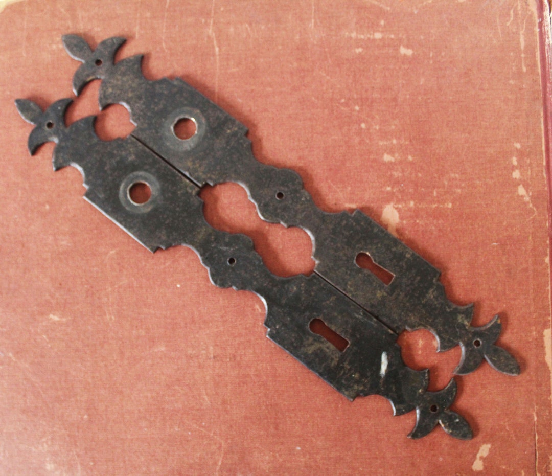 2 Vintage Gothic Iron Escutcheon Keyhole Cover, Door Guard, Key Hole ...