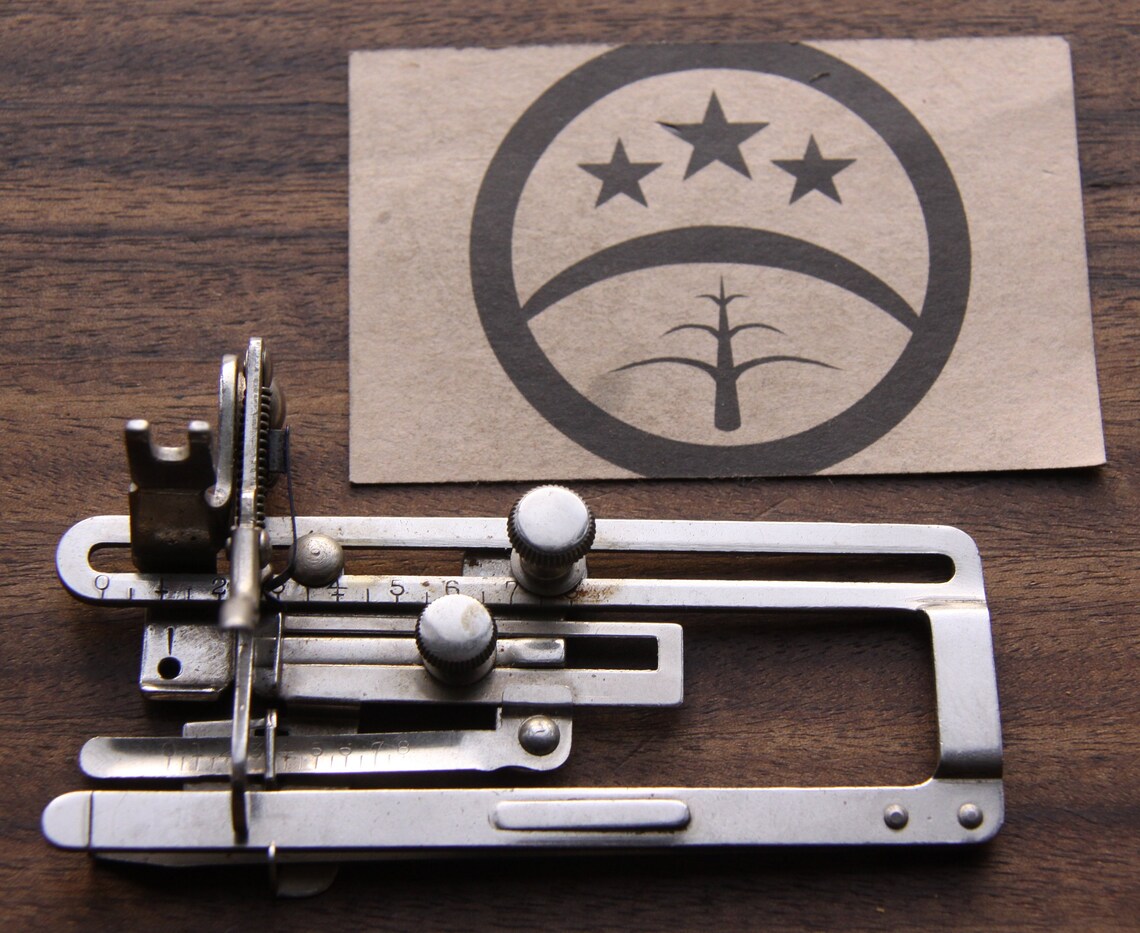 Singer Sewing Machine Scarce 66K Back-clamp Tuckmarker Foot ...