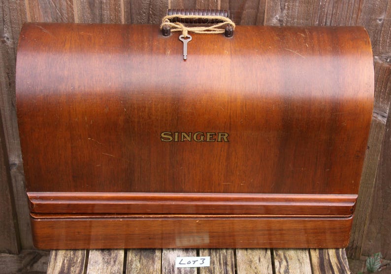 Singer Sewing Machine Full Size Bentwood Case - Fits 15K / 27K / 66K ...