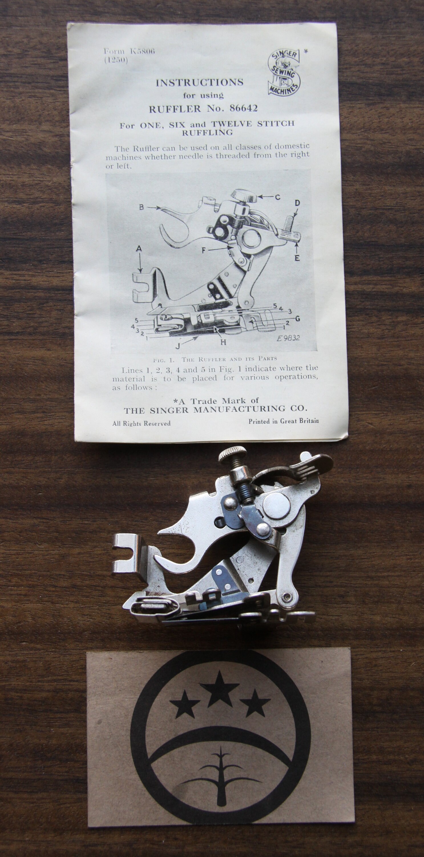 Singer Sewing Machine Ruffler Foot / Attachment Plus Guide - Nice ...