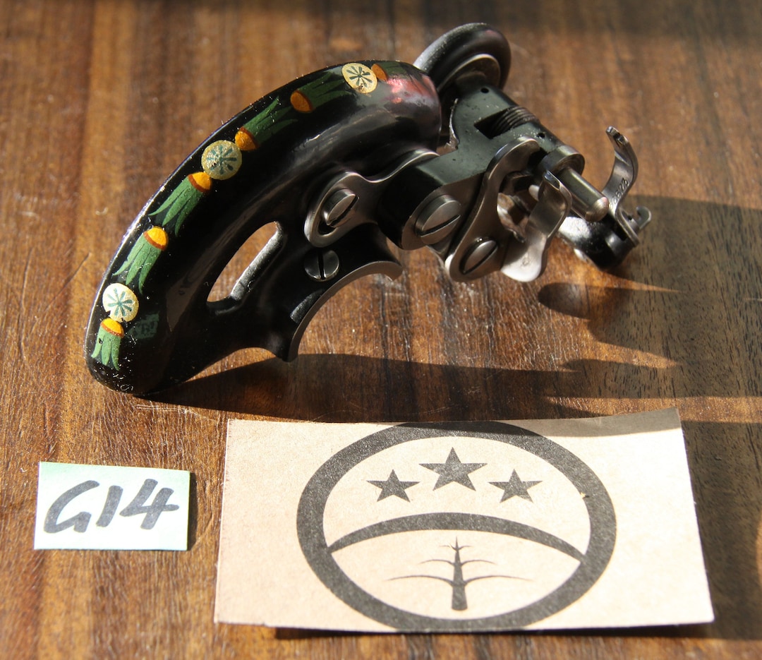 Singer Sewing Machine Belt Guard / Bobbin Winder for 66K Lotus Variant ...