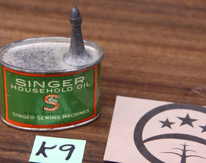 Singer Sewing Machine Vintage Green Oil Can - Solid Condition - Lot K9 ...
