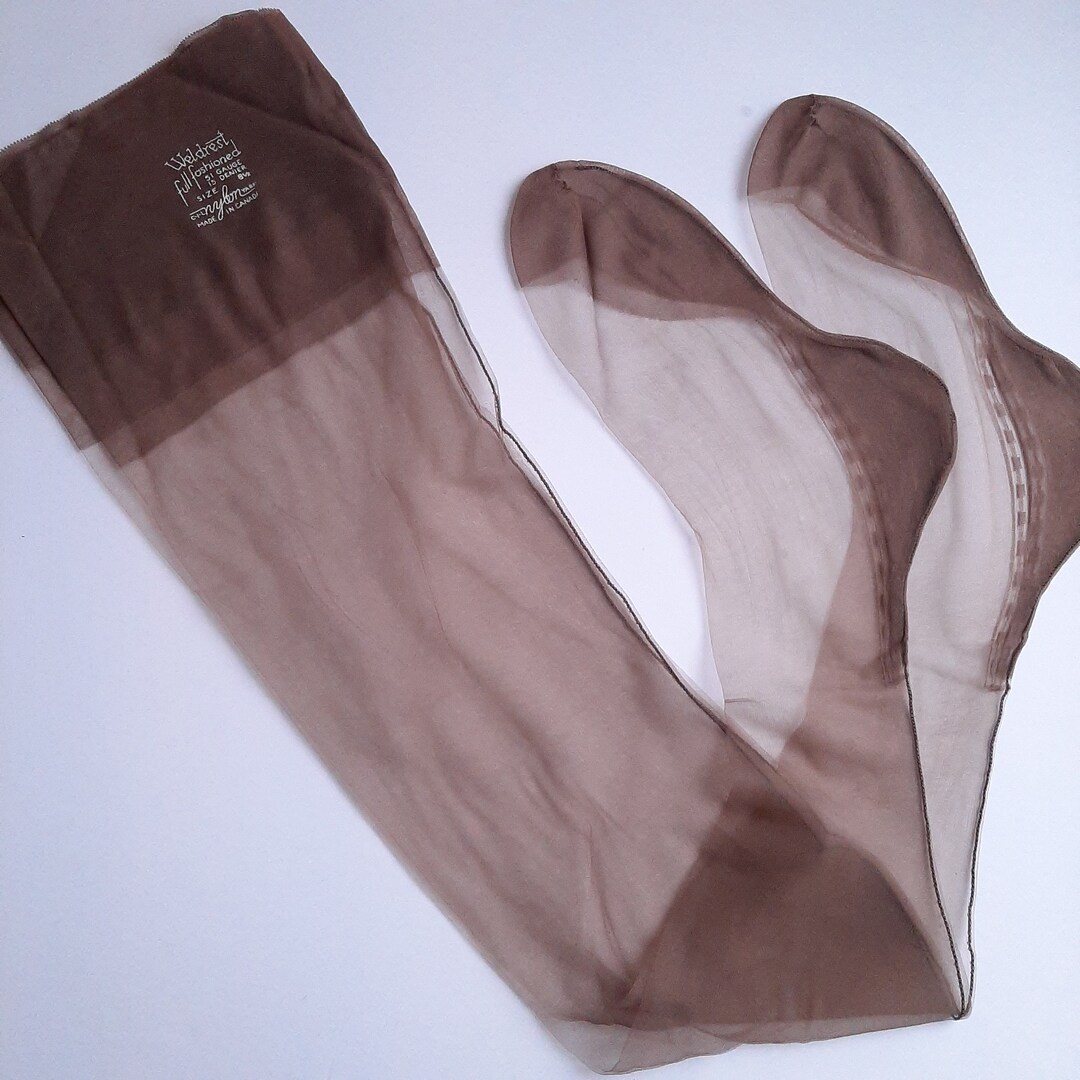 Full Fashioned Vintage Nylon SZ 8.5 Long 33 Seamed Stockings Light ...