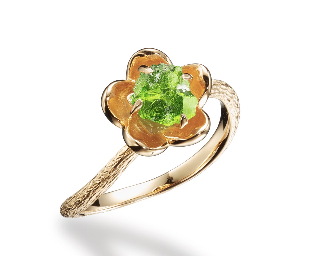 Flower Engagement Ring Raw Peridot Crystal-alternative Wedding Ring ...