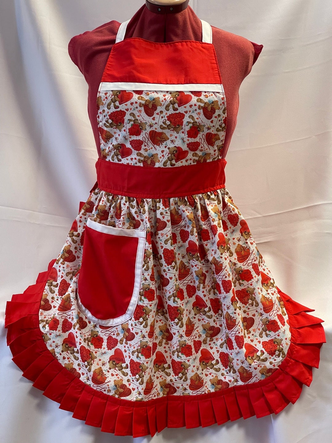 Retro Vintage 50s Style Full Apron / Pinny - Teddy Bears and Hearts on ...