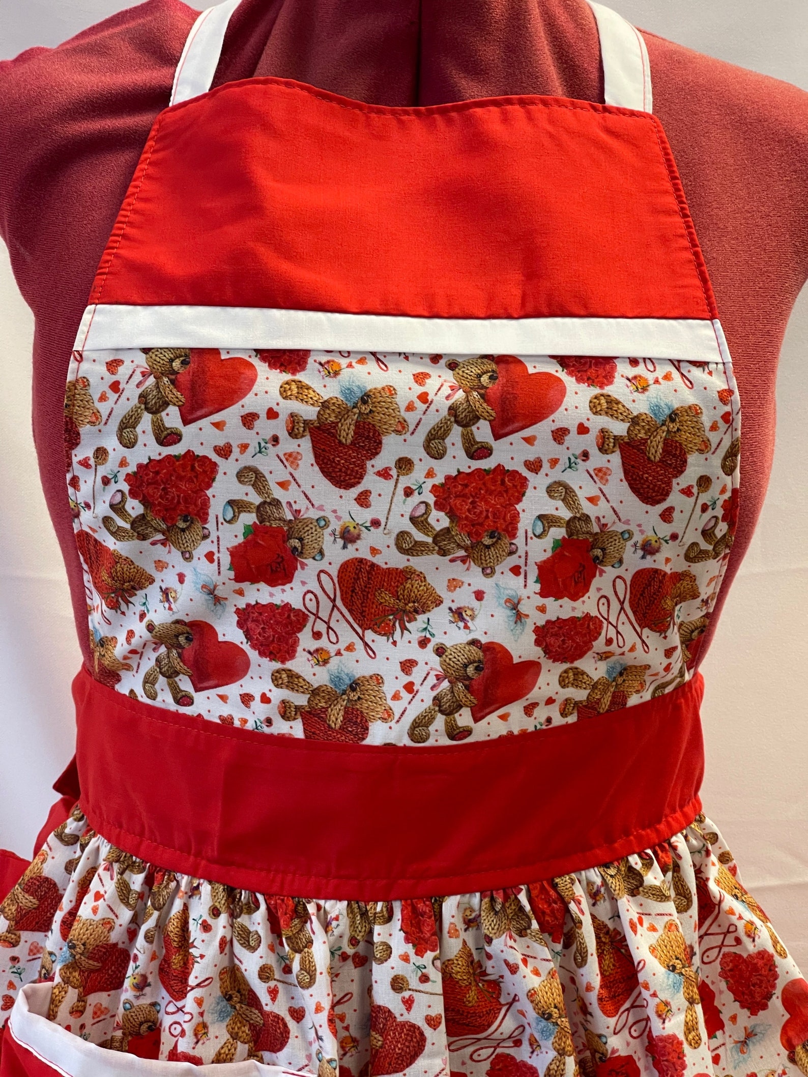 Retro Vintage 50s Style Full Apron / Pinny - Teddy Bears and Hearts on ...