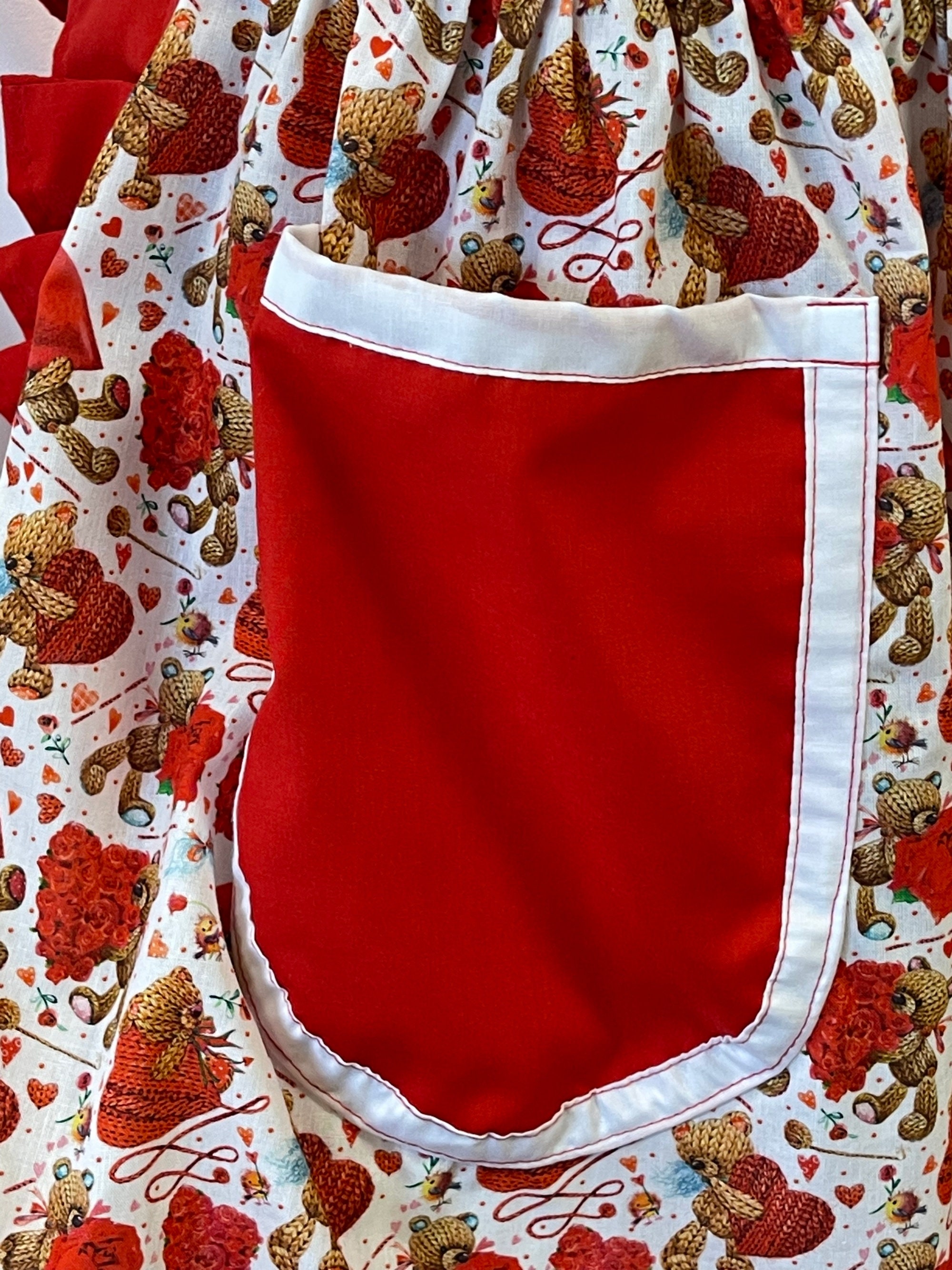 Retro Vintage 50s Style Full Apron / Pinny - Teddy Bears and Hearts on ...