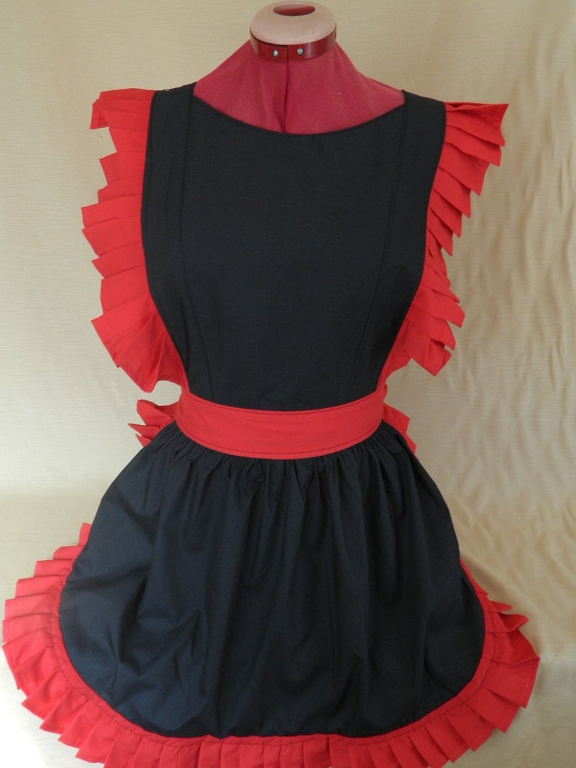 Retro Vintage Victorian Style Full Apron / Pinny Black & Red - Etsy UK