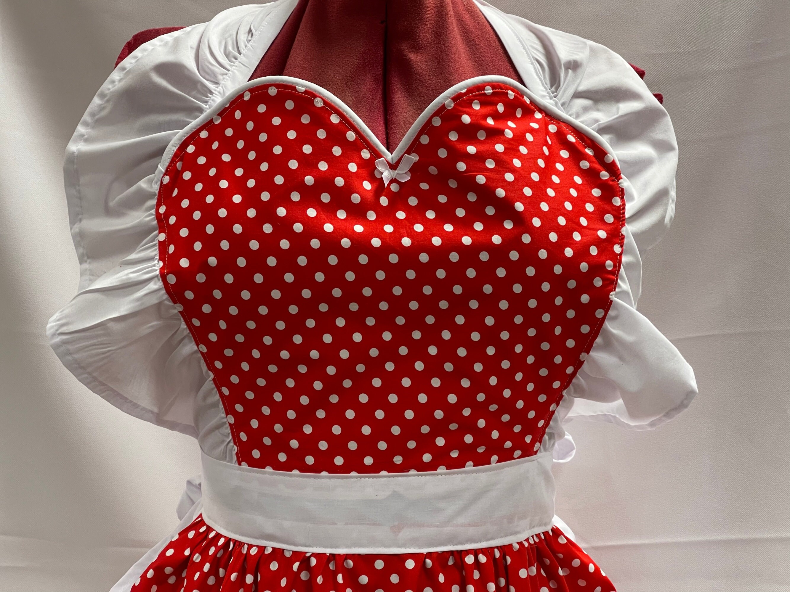 Retro Vintage 50s Style Full Apron / Pinny With Heart Shaped - Etsy UK