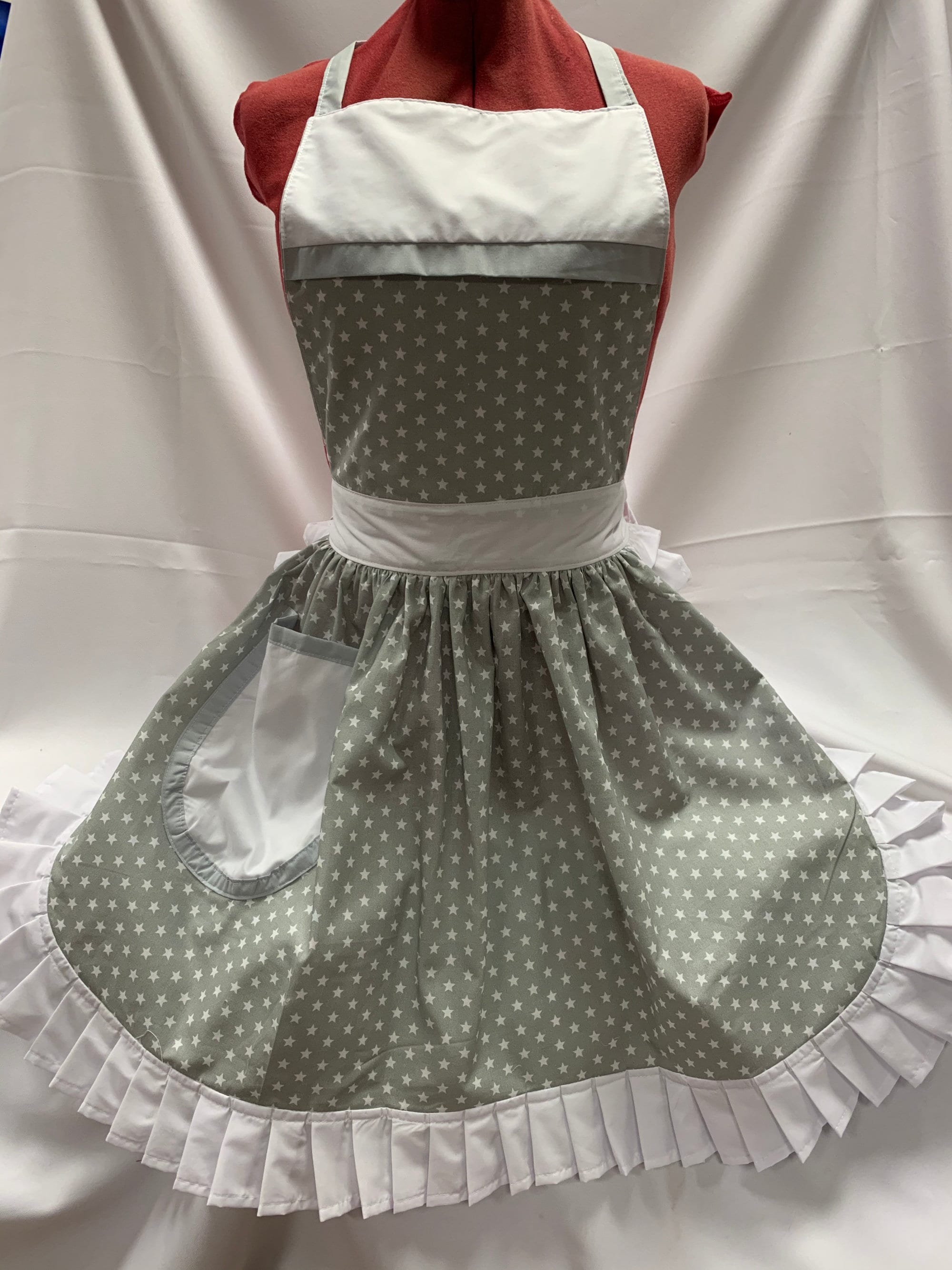 Retro Vintage 50s Style Full Apron / Pinny - Grey With White Stars and ...