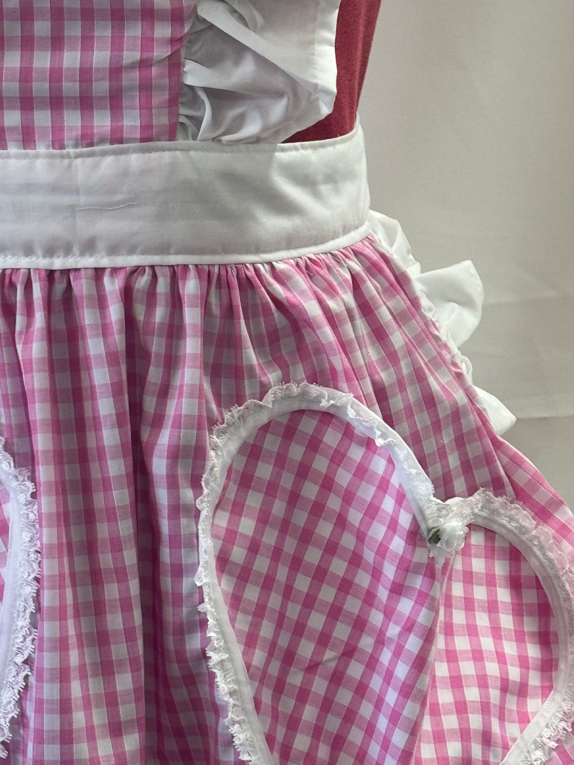 Retro Vintage 50s Style Full Apron / Pinny With Heart Shaped Top and 2 ...
