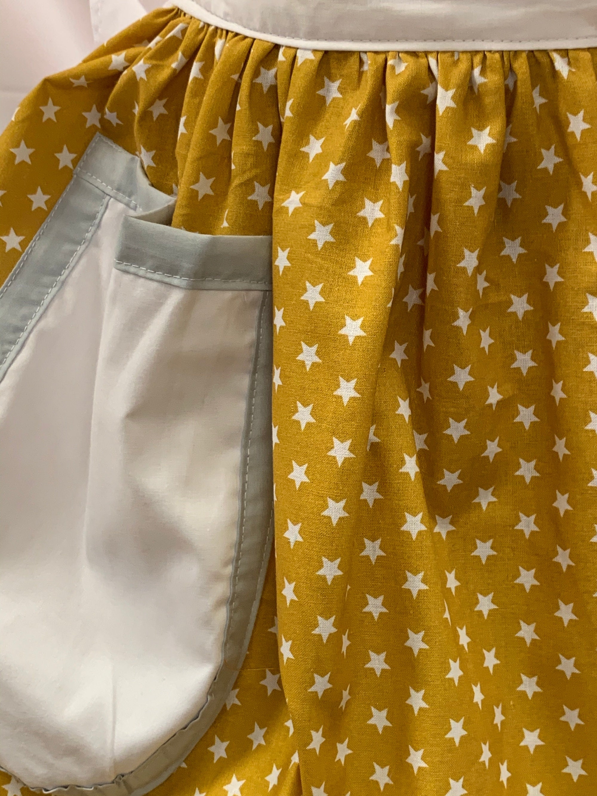 Retro Vintage 50s Style Full Apron / Pinny - Mustard / Gold With White ...