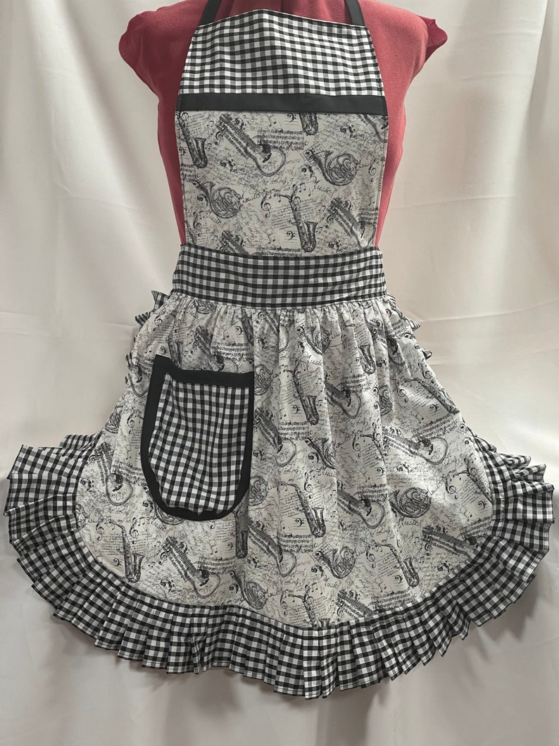 Retro Vintage 50s Style Full Apron / Pinny Musical on Cream - Etsy