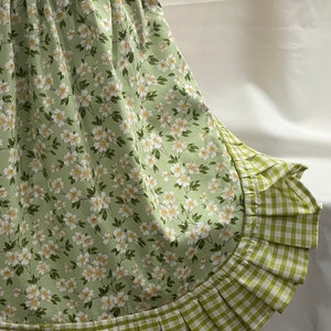 Retro Vintage 50s Style Half Apron / Pinny - Green Floral With Apple ...
