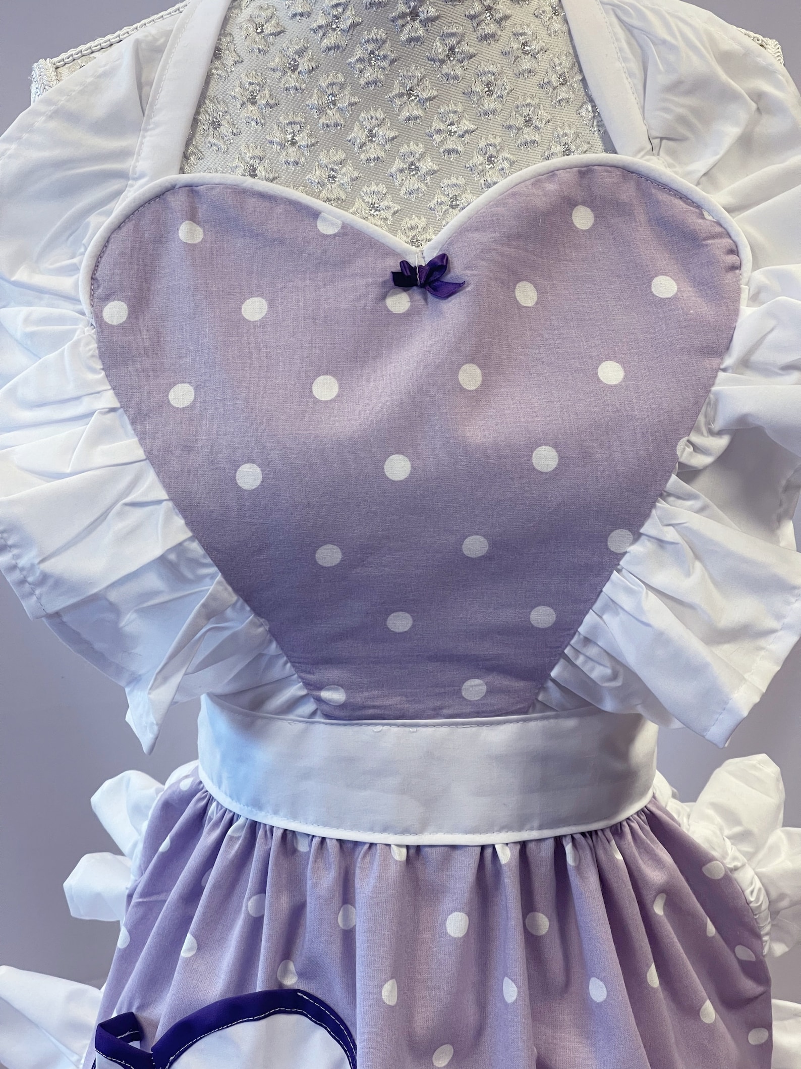 Retro Vintage 50s Style Full Apron / Pinny With Heart Shaped Top and ...