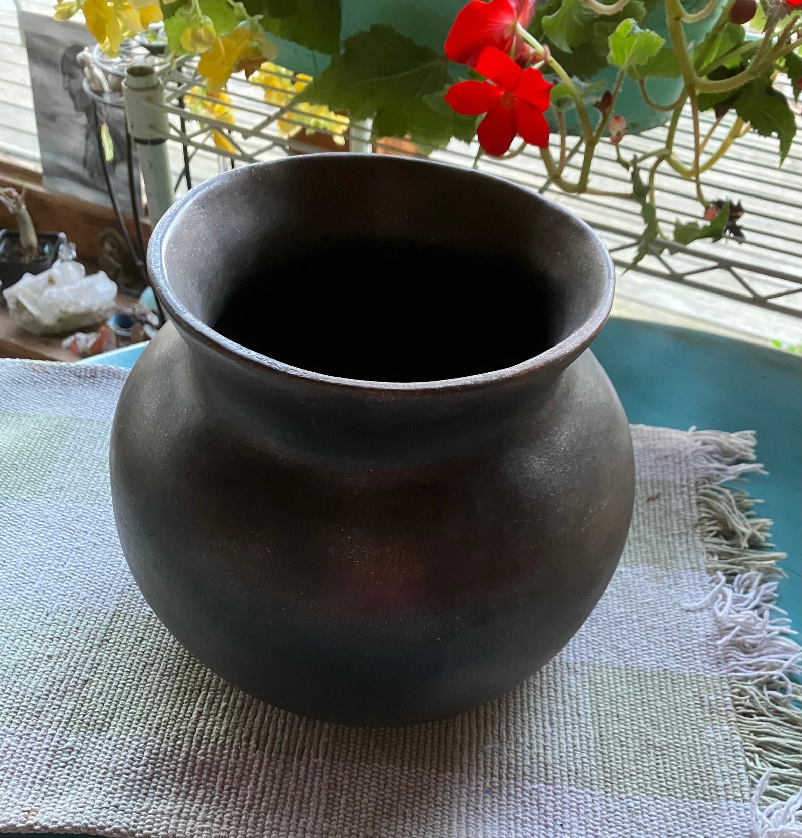 Black Micaceous Clay Bean Pot - Etsy