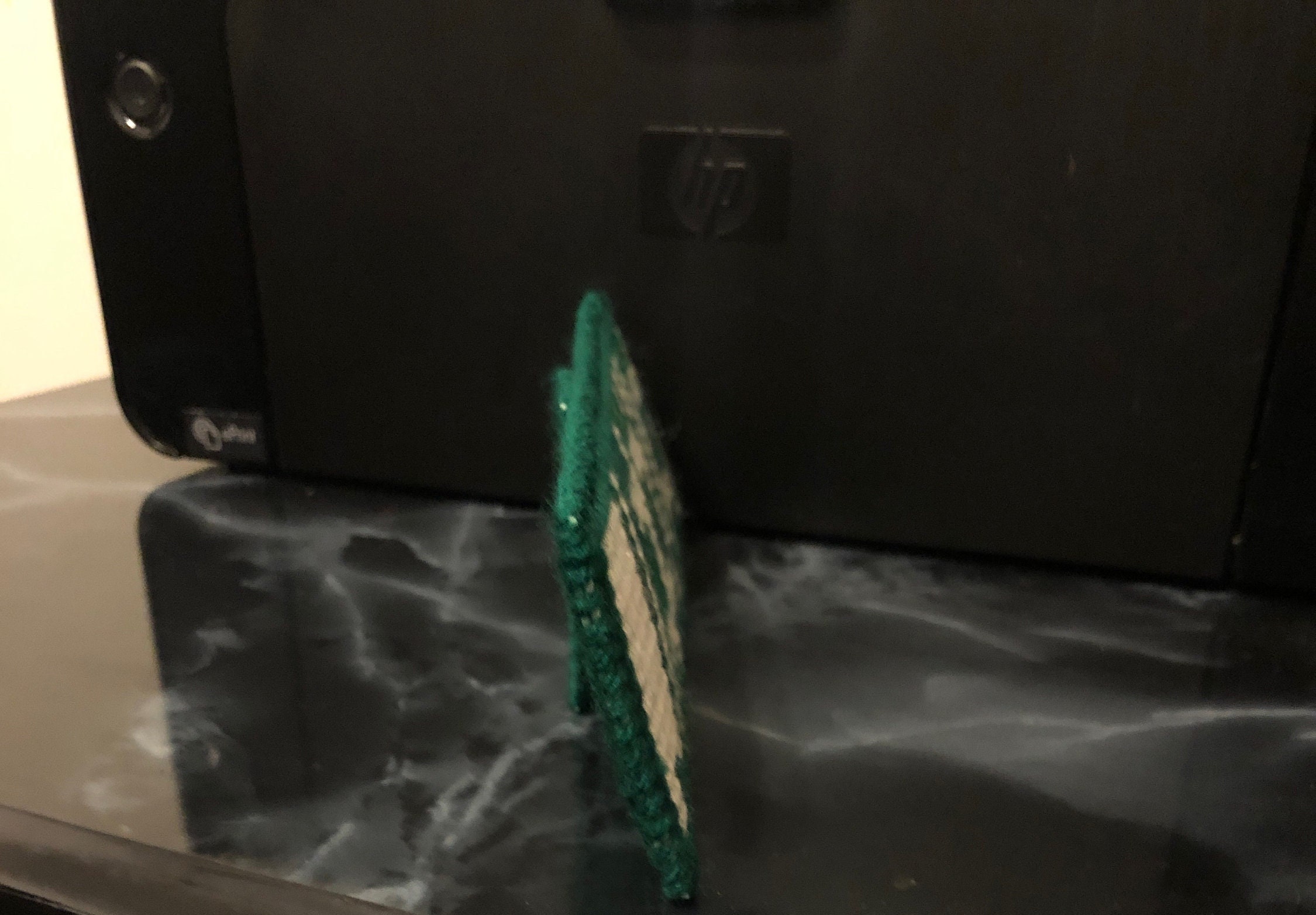 Jesus Optical Illusion Sign Optical Illusion Sign Jesus Hidden Word ...