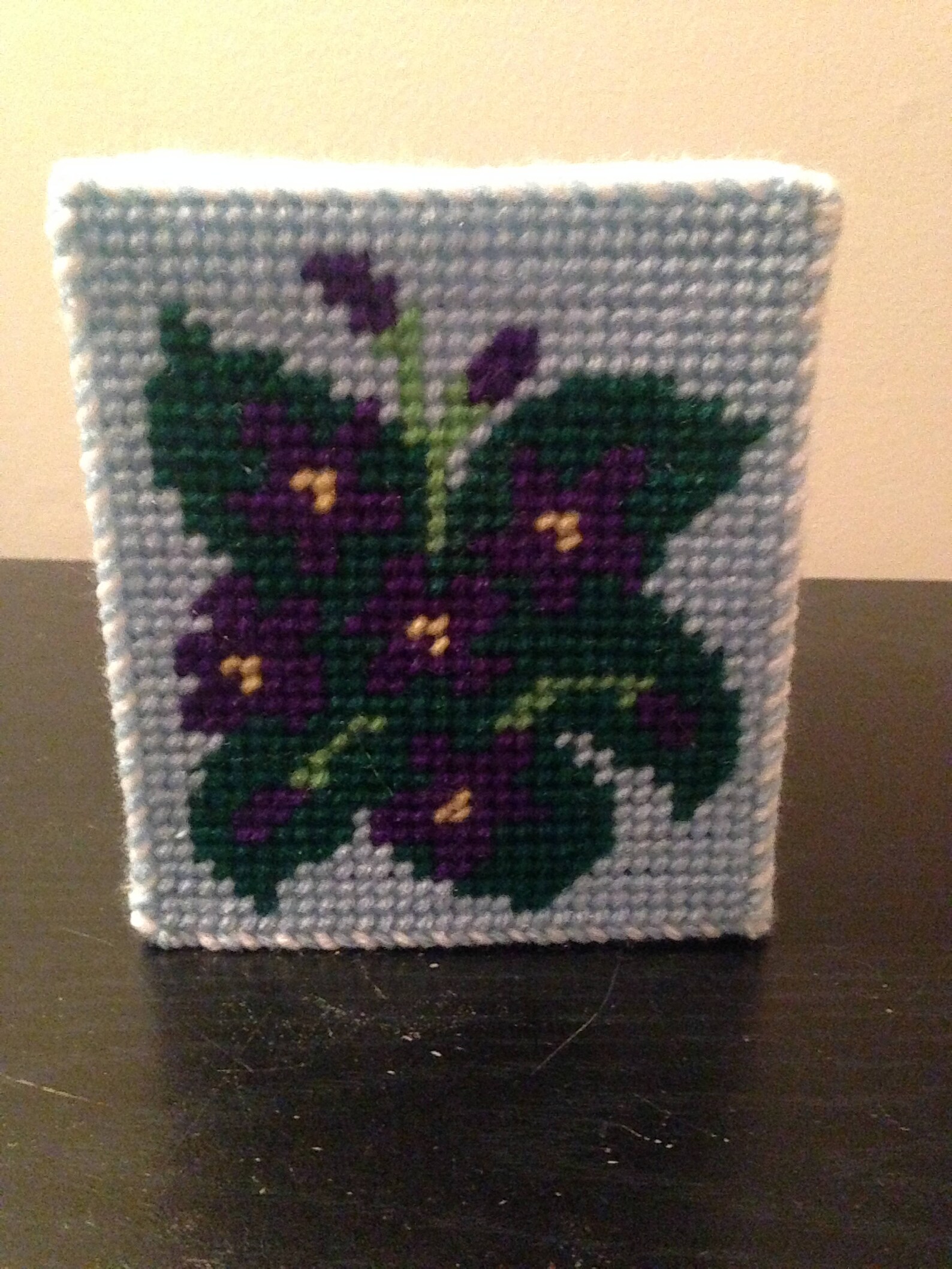 Plastic Canvas Tissue Box Cover Violets Flower, Make a Great Kitchen ...