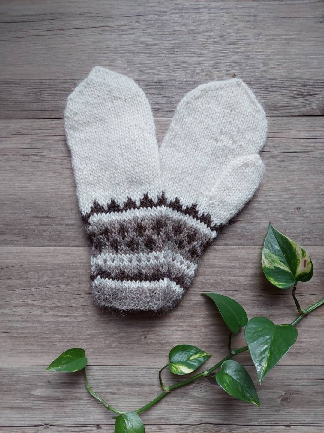 Authentic Icelandic Wool Mittens. Warm Winter Gloves, Lady's Size ...