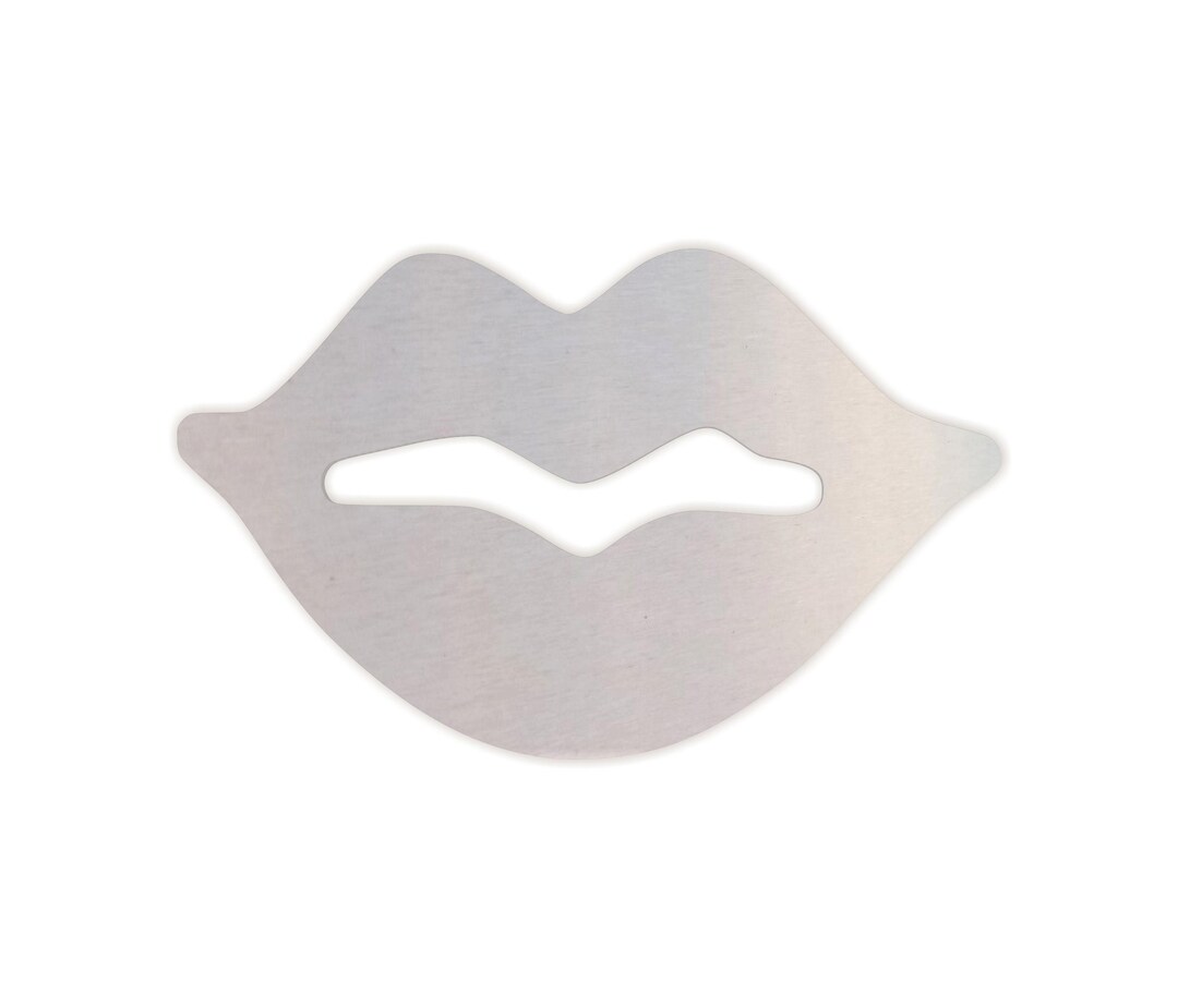 Metal Lips Wall Art: Unfinished Steel Kissing Cutout - Etsy