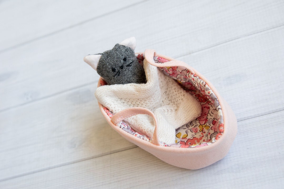 Miniature Baby Bed Bassinet Sewing Pattern Tutorial DIY Dollhouse ...