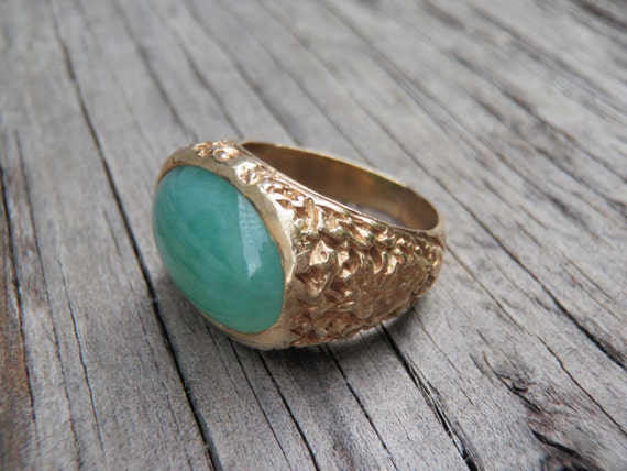Solid 14K Yellow Gold Jade Blue Green Nugget Oval Lar… - Gem