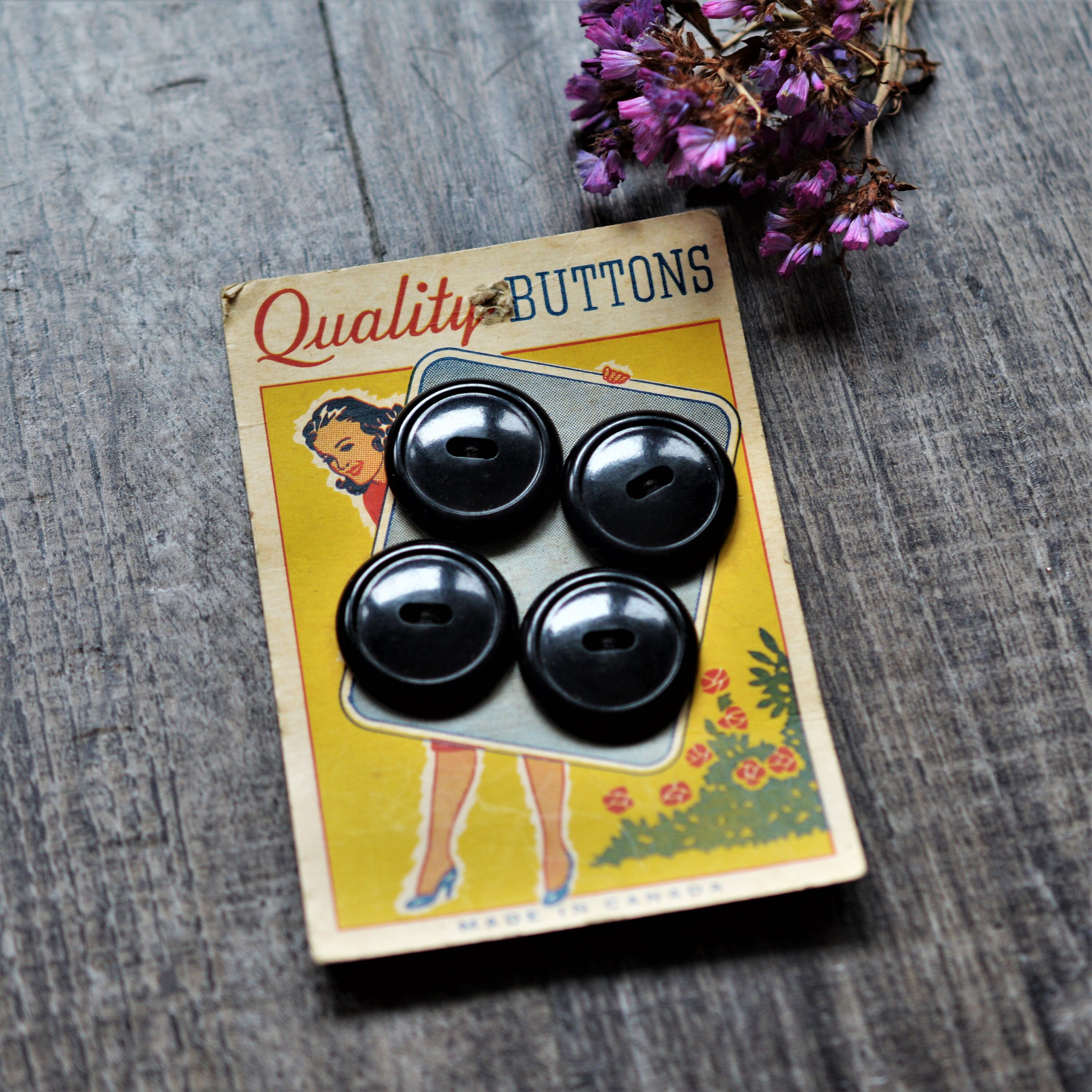 Set of 4 Two Hole Black Buttons From the 50s-60s Gorgeous - Etsy Canada