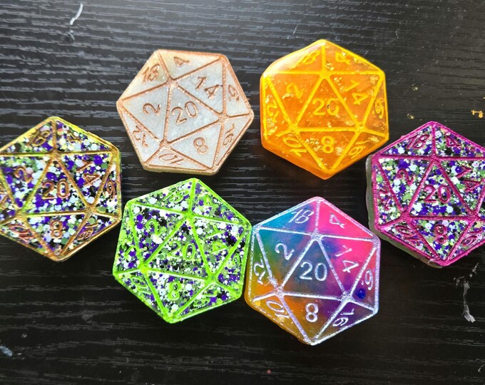 Roll High or Die: D20 Spinner Enamel Pin D&D - Etsy