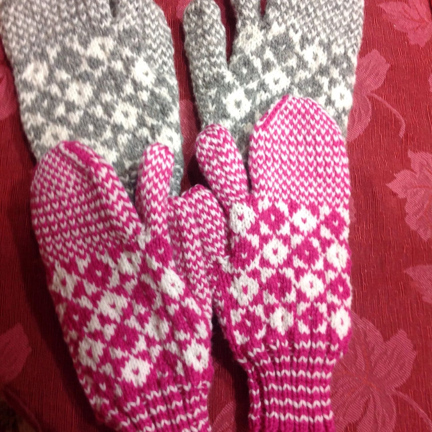 Traditional Newfoundland Trigger Finger Mittens/gloves - Etsy Canada