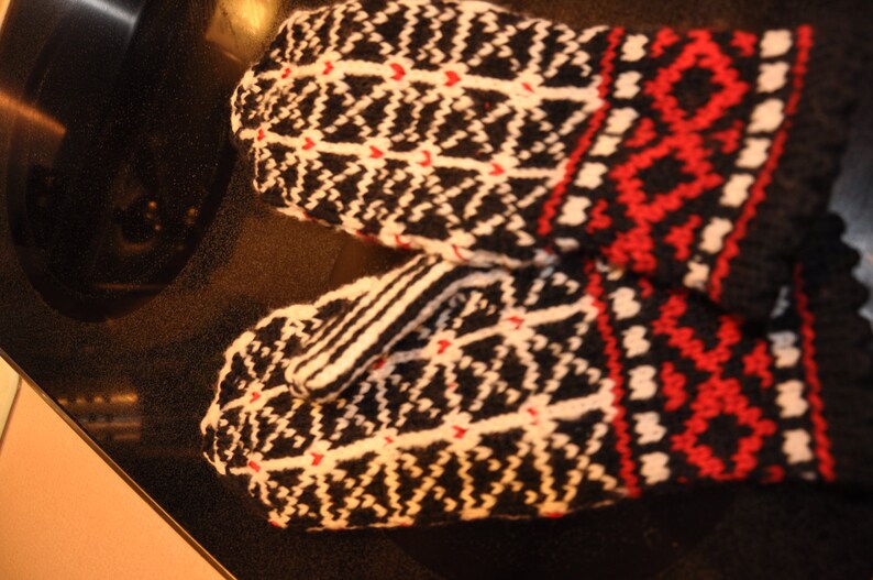 Intricate Design Mittens - Etsy