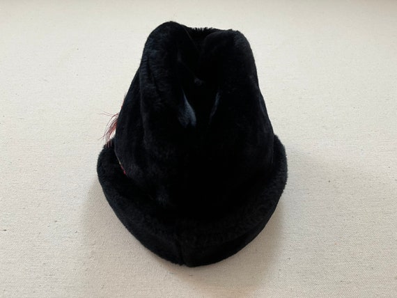1970's, furry, Alps trilby hat in black with red and … - Gem