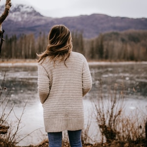 CROCHET CARDIGAN PATTERN | Oversized Cardigan | Fireside Crochet ...