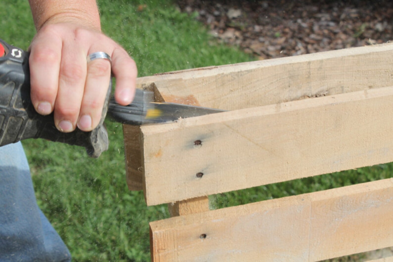 The Ultimate Guide to Working With Pallets Includes Plans - Etsy