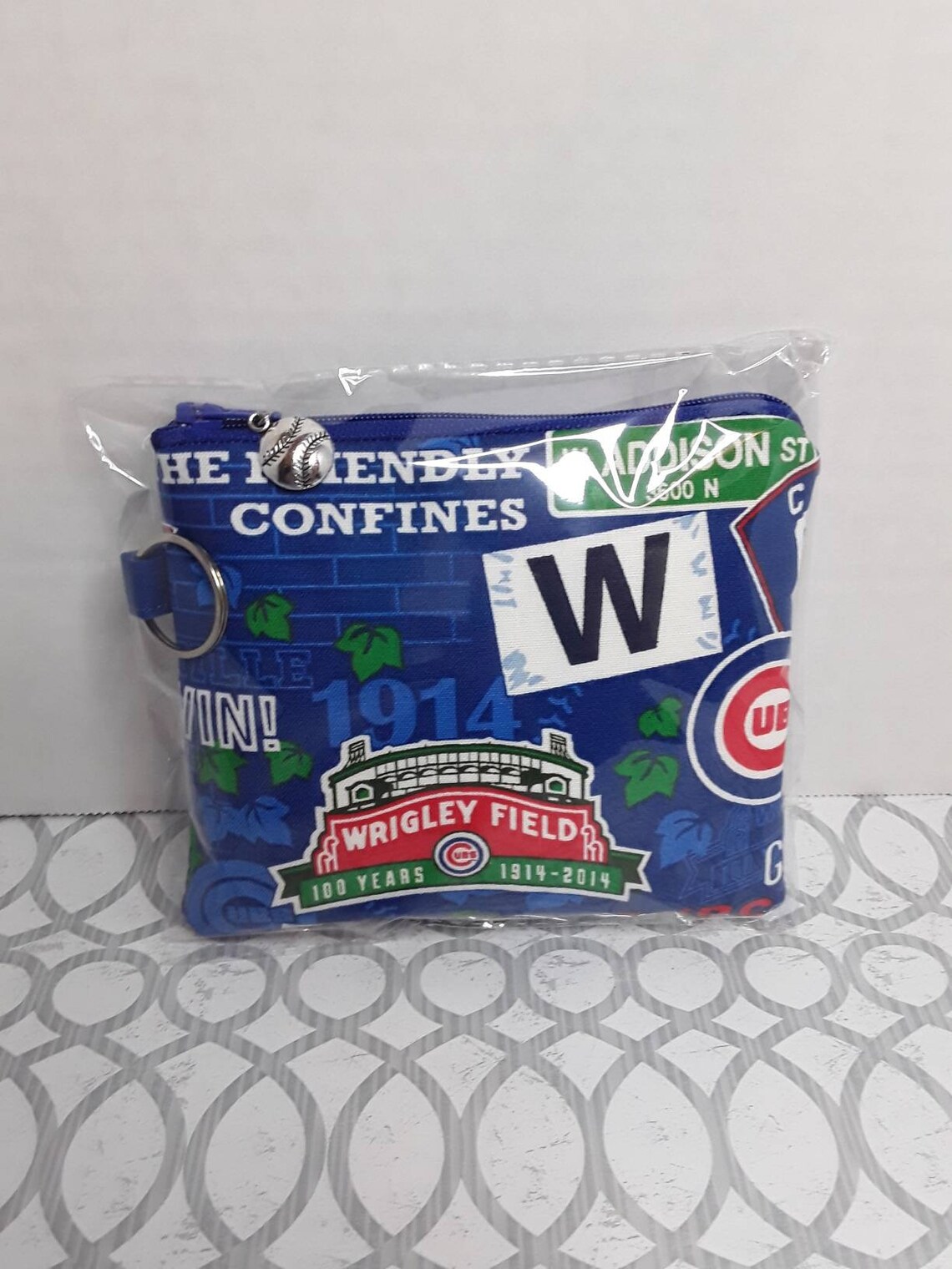 Chicago Cubs MLB Stadium Logo Inspired Coin Bag Coin Purse Key Chain ...