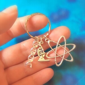 Science Keyring, Science Keychain, DNA Keyring, Scientist Gift, Biology ...