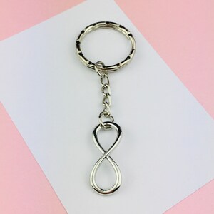 Infinity Keychain, Eternity Symbol Keyring, Couples Gifts Housewarming ...