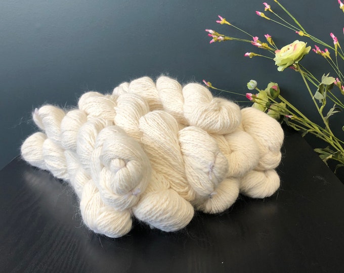 White 100% English Angora Yarn - 200 Yds - Etsy