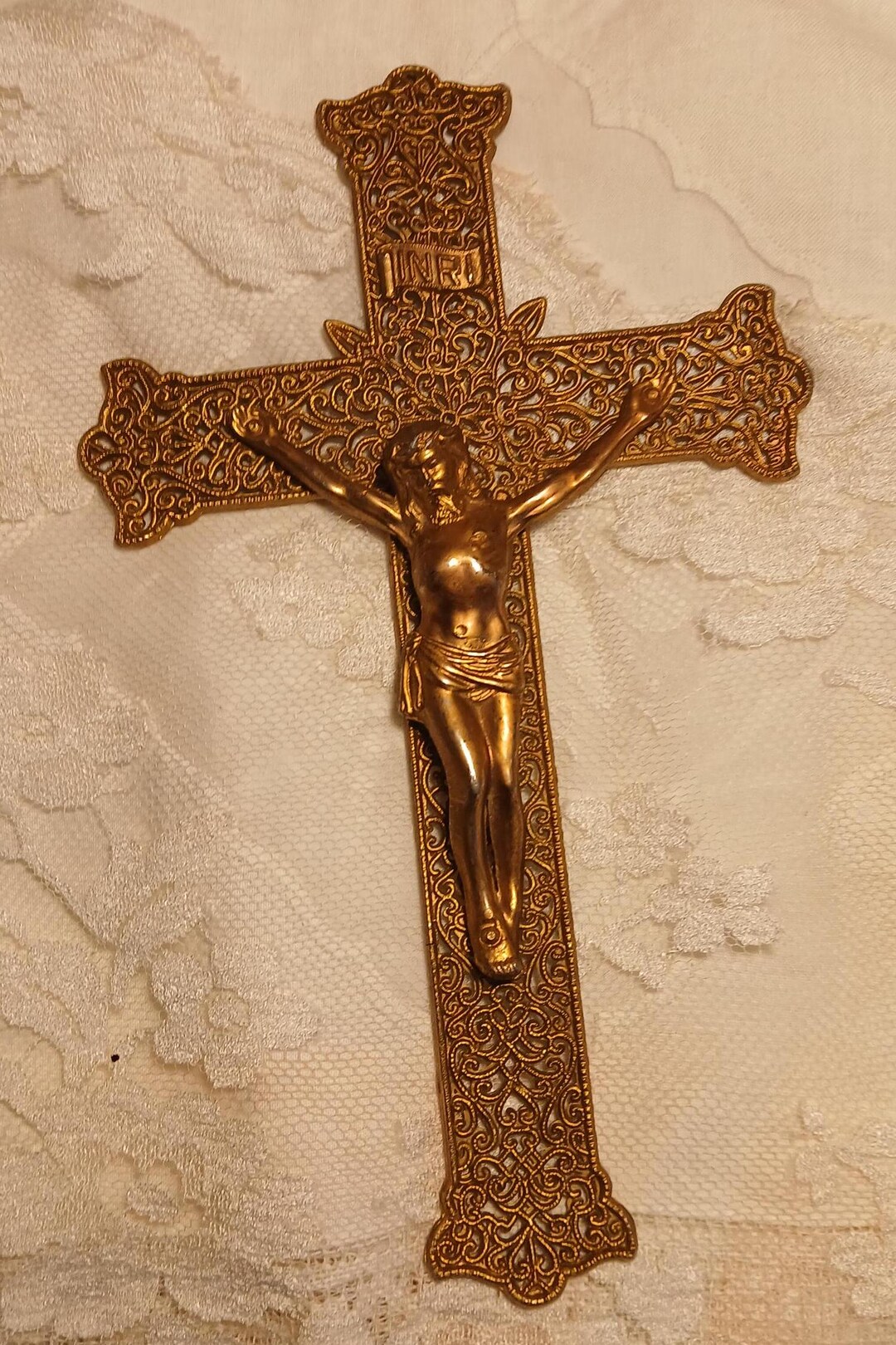 Beautiful Vintage Gold Filigree Christian Cross - Etsy