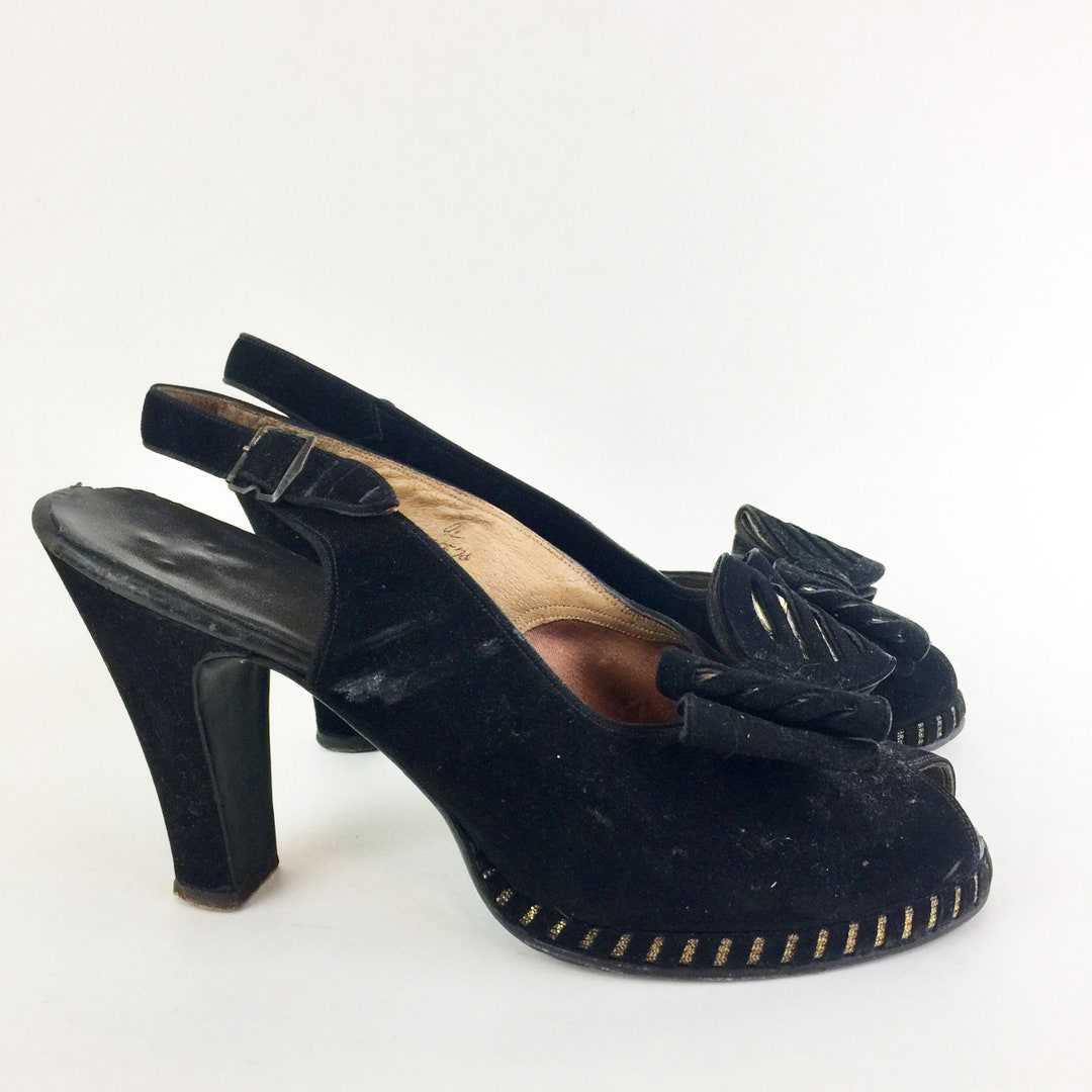 Vintage 40s Black Gold Suede Leather Heels Sandals Shoes Peep Toe Bows ...