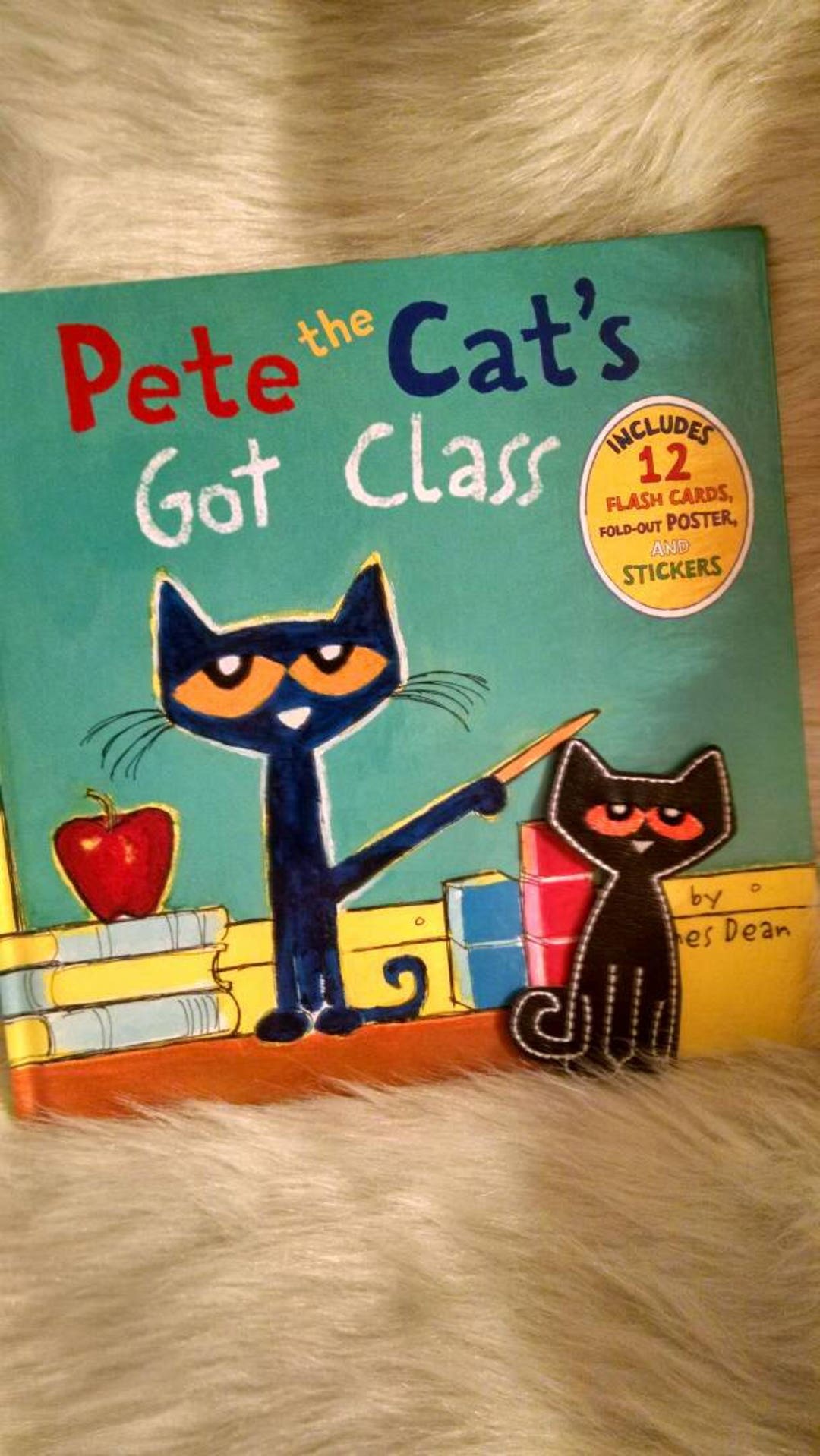 Pete the Cat Hard Cover Book With Finger Puppet Pete the Cat's Got ...