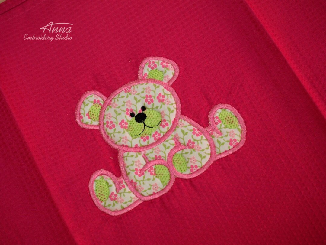 Teddy Bear Applique Design for Embroidery Machine. 4'',5'',6'' Delicate ...
