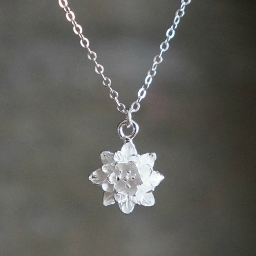 Sterling Silver Lotus Necklace - Etsy